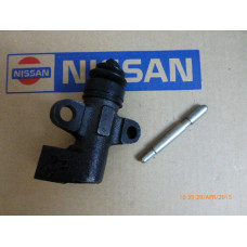 Original Nissan Pickup D21 Terrano R20 Terrano R20 Nehmerzylinder ...