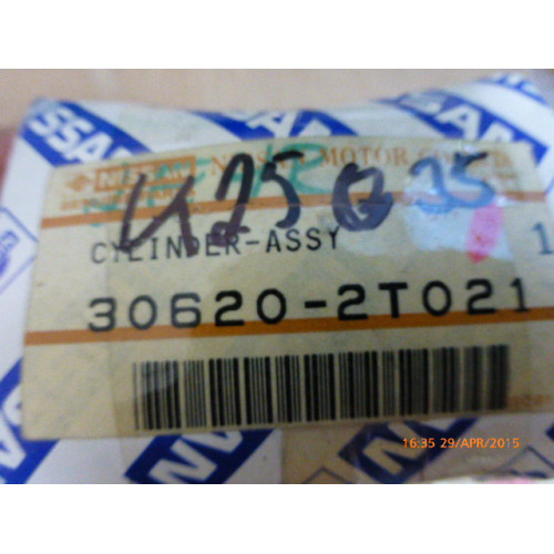 Original Nissan Pickup D21 Terrano R20 Terrano R20 Nehmerzylinder ...