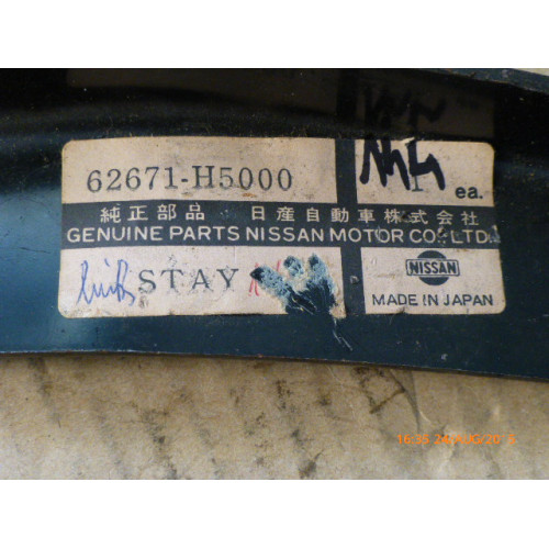 Original Nissan Datsun Sunny B210 Halter Stoßstange vorne LH 62671H5000 ...