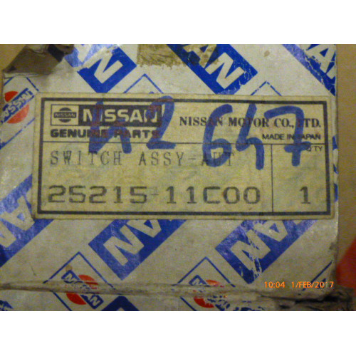 Original Nissan Vanette GC22 Kontaktschalter Schiebetür 25215-11C00 ...