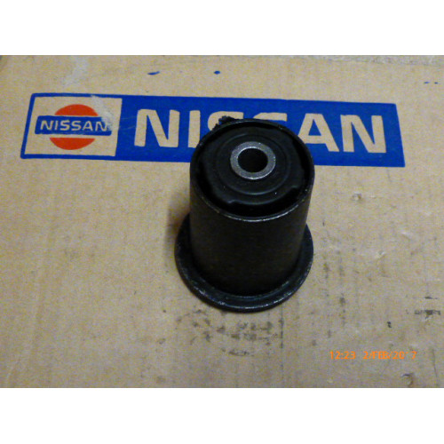 Original Nissan Cherry N12 Sunny B11 Buchse Hinterachse 55045-01A05 ...