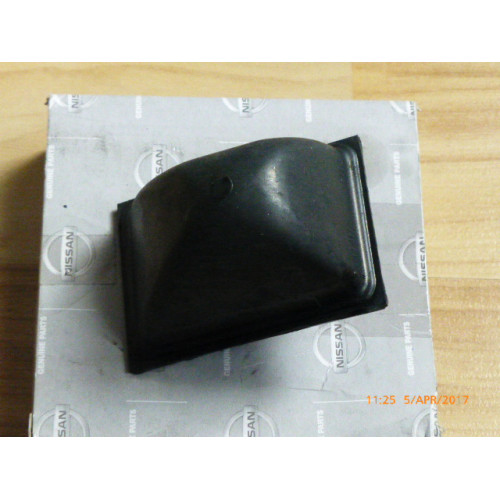 OOriginal Nissan Pickup D22 Pickup D21 Pickup 720 Terrano WD21 ...