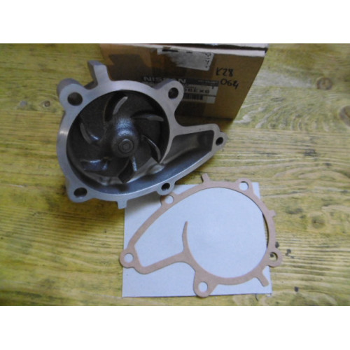 Orignal Nissan Sunny B12 Bluebird Sunny N13 Prairie Wasserpumpe BA010 ...